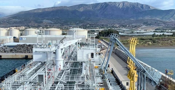 El buque tanque Castillo de Arteaga hace escala por primera vez en ...